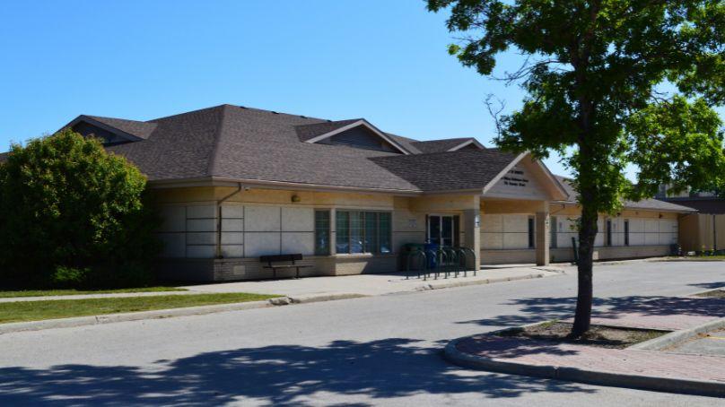 Library locations and hours | City of Winnipeg